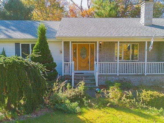 28 Autumn Ct, Dartmouth, MA 02747 | MLS #73177023 | Zillow