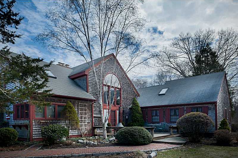 30 Middle Rd, East Greenwich, RI 02818 | Zillow