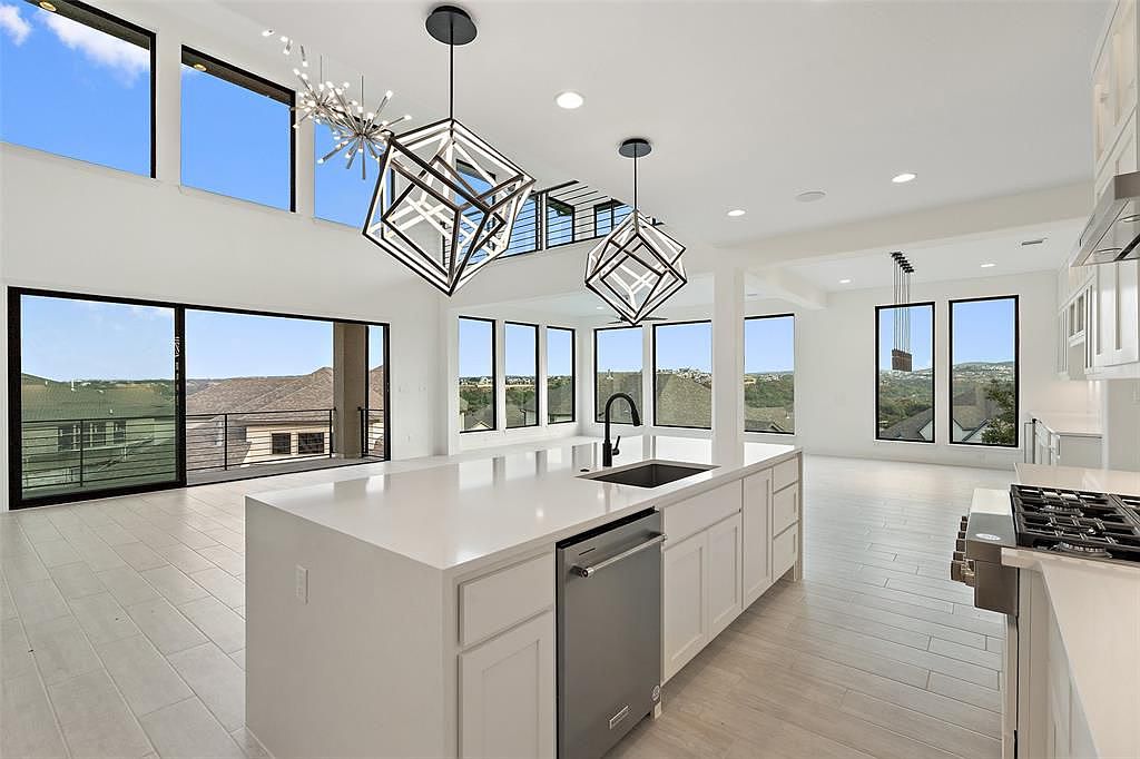 19408 Summit Glory Trl, Spicewood, TX 78669 | Zillow