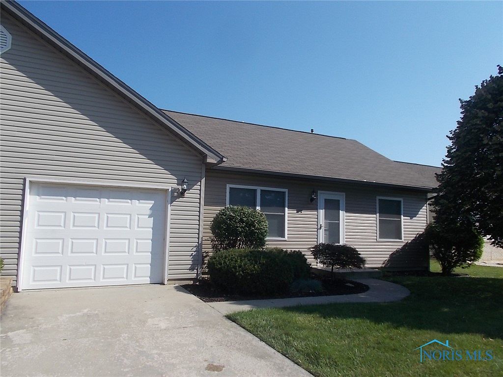 703 S Harvest Ln, Wauseon, OH 43567 | Zillow