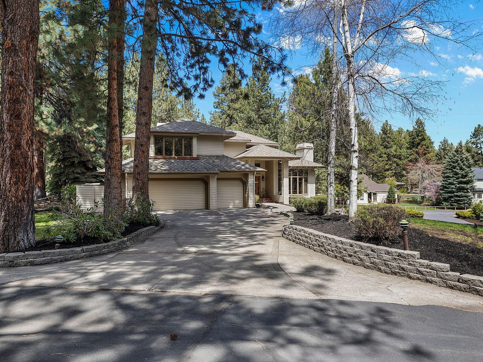 60673 Teton Ct, Bend, OR 97702 | Zillow