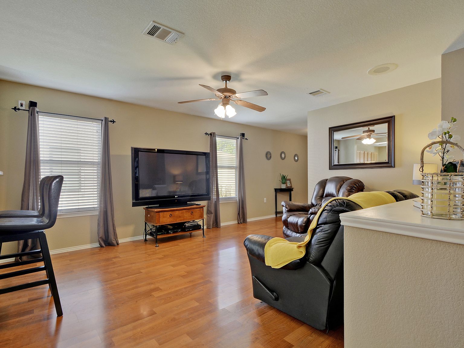 6625 Doyal Dr, Austin, TX 78747 | Zillow