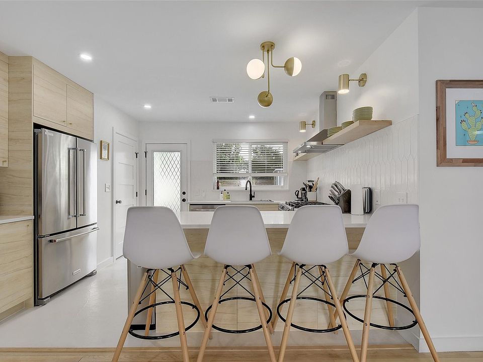 1040 Broadview St, Austin, TX 78723 | Zillow