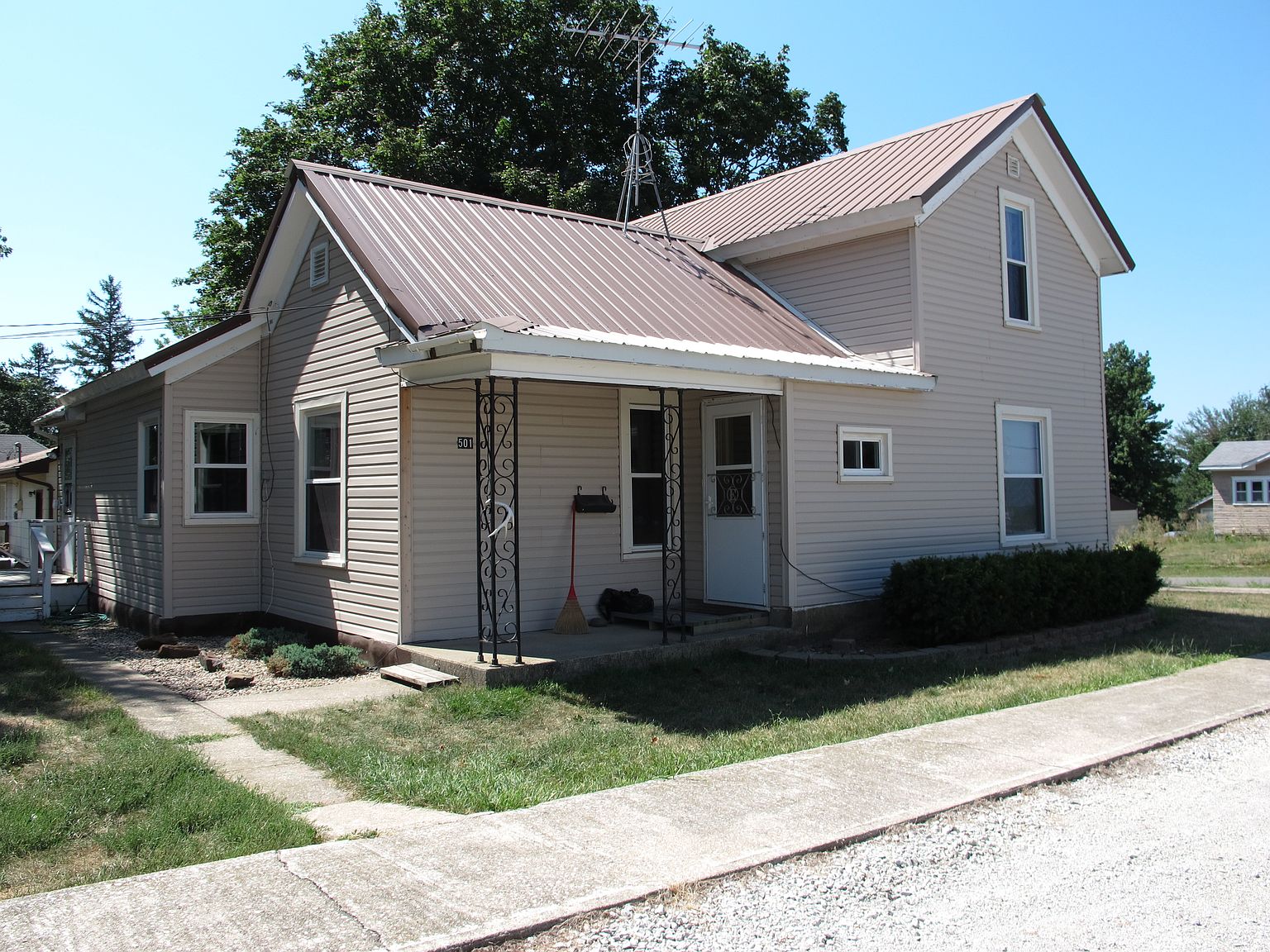501 3rd St, Bayard, IA 50029 | Zillow