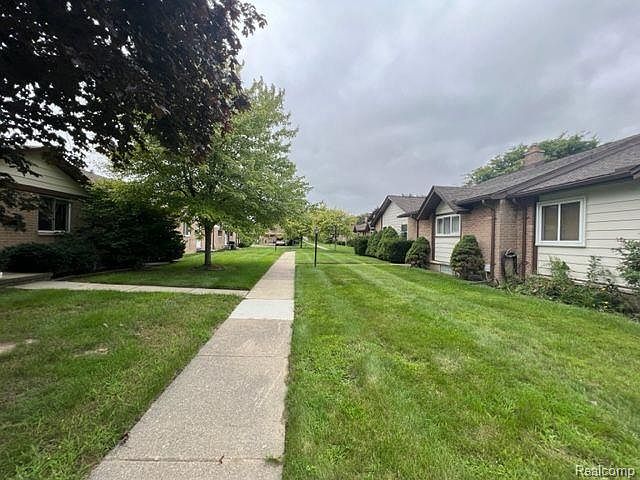 8401 Eighteen Mile 156 Rd, Sterling Heights, MI 48313 | MLS ...