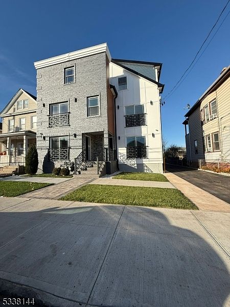669 Maple Ave, Elizabeth, NJ 07202 | Zillow