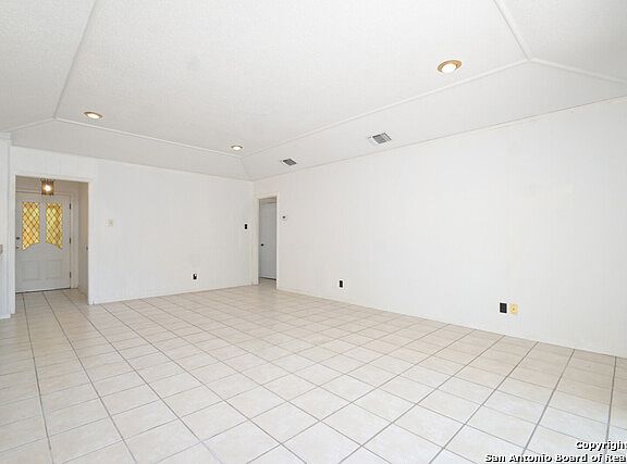 122 silver sands, San Antonio, TX 78216 | MLS #1770916 | Zillow