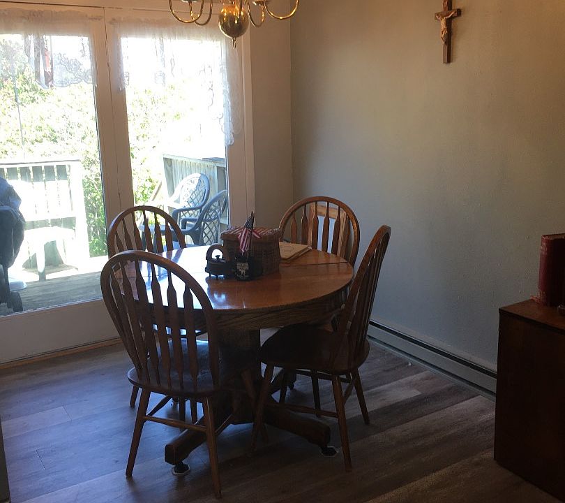 1101 6th St NE, Devils Lake, ND 58301 | Zillow