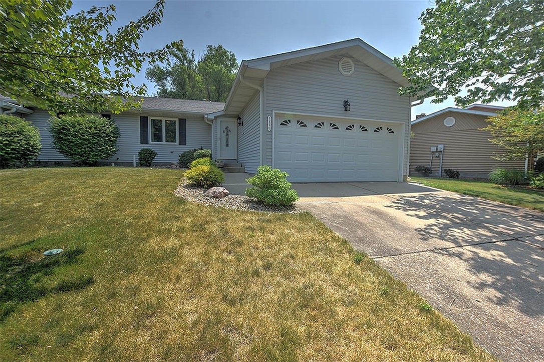 1450 W Masters Ln, Decatur, IL 62521 | Zillow