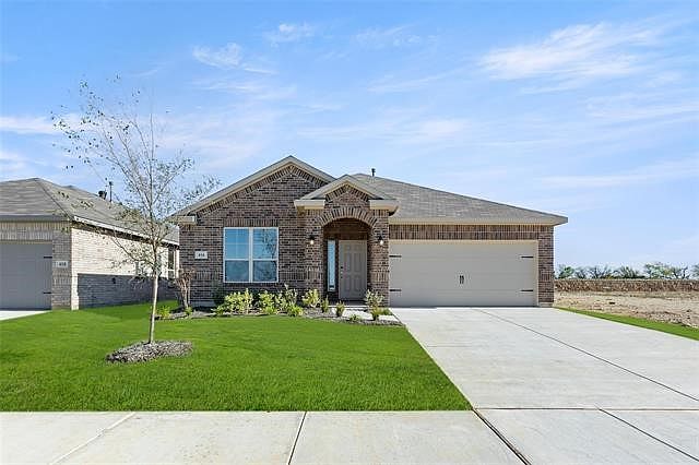 416 Comanche Dr, Cleburne, TX 76033 | MLS #20793017 | Zillow
