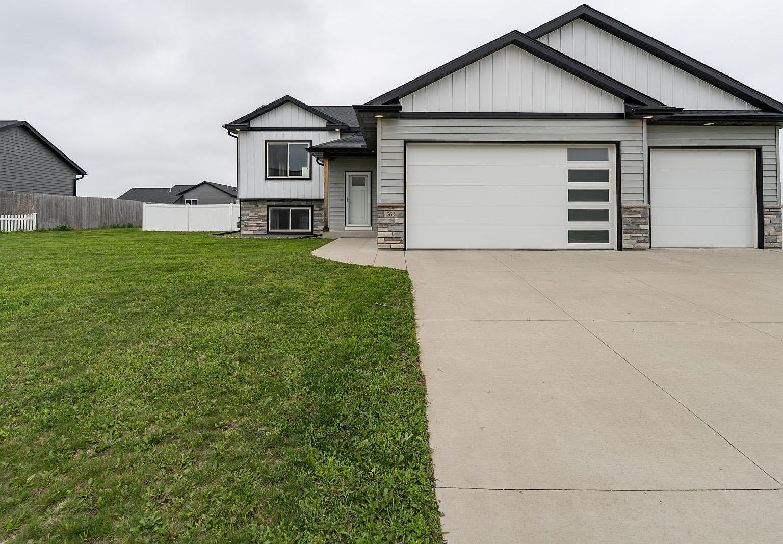 363 6th St SE, Dover, MN 55929 | Zillow