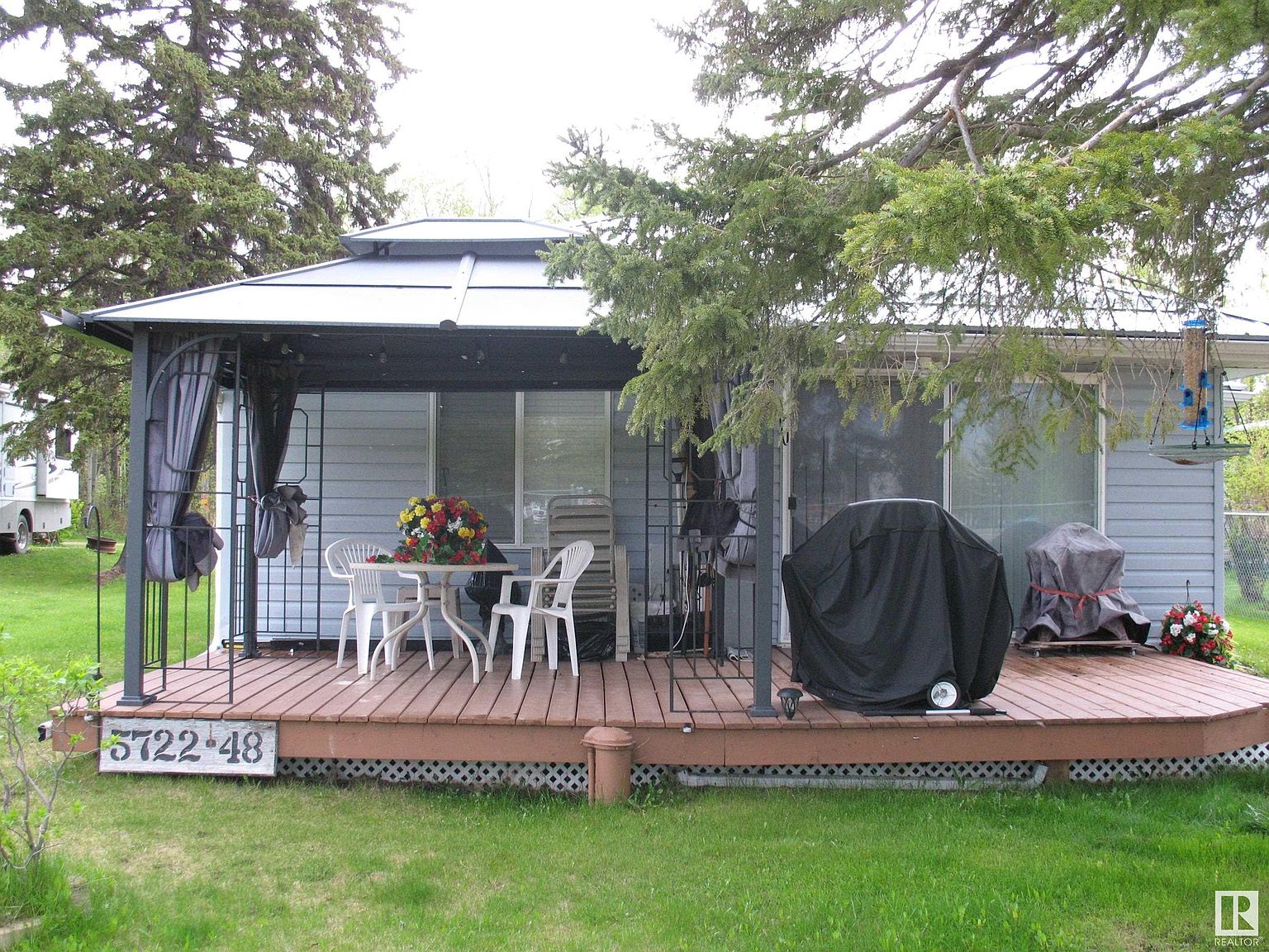 5722 48th St, Calmar, AB T0C 0V0 | MLS #E4389598 | Zillow