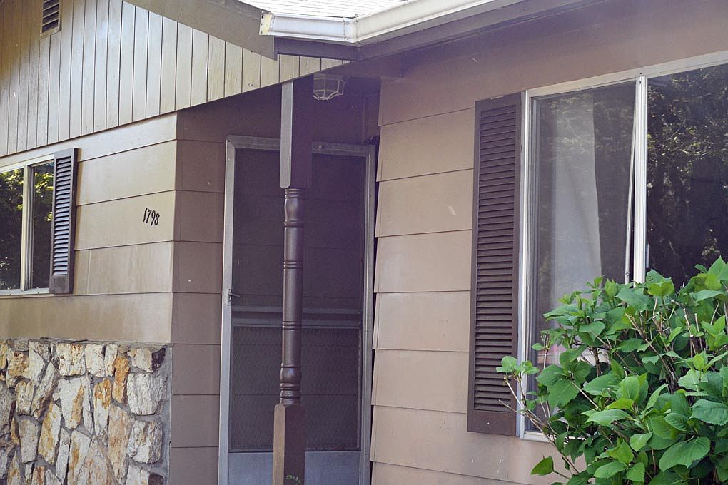 1798 Gilham Rd, Eugene, OR 97401 | Zillow