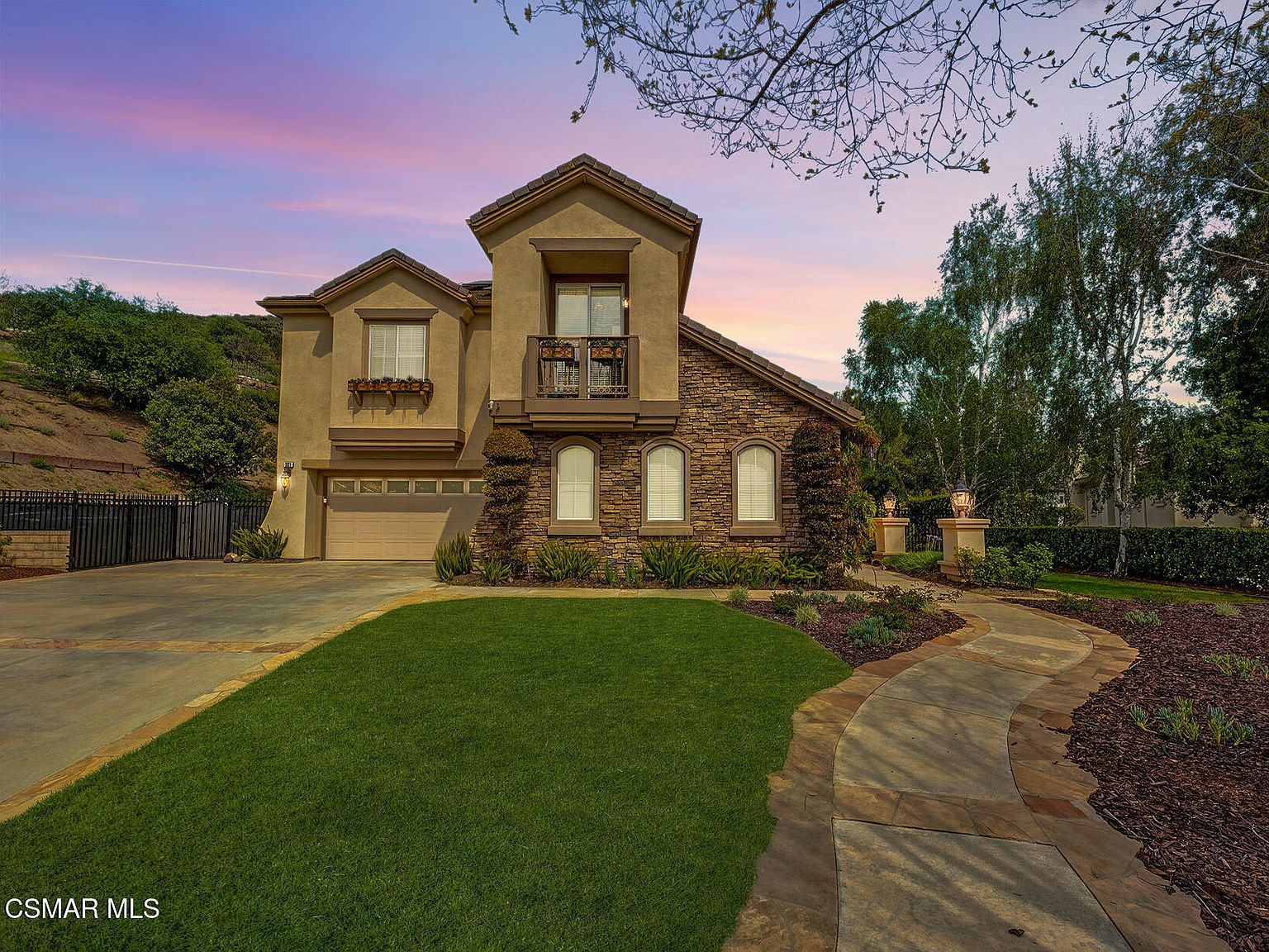 331 Briar Bluff Cir, Thousand Oaks, CA 91360 | MLS #225001862 | Zillow