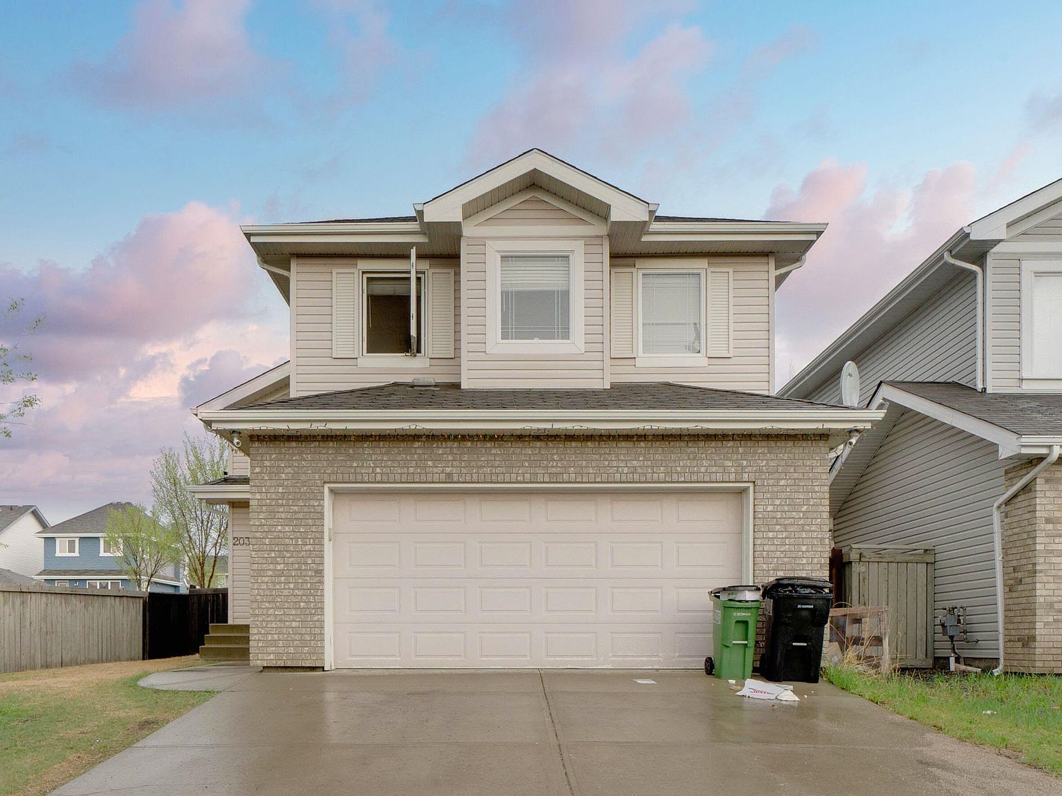 203 64th St SW, Edmonton, AB T6X 0B6 | MLS #E4365696 | Zillow