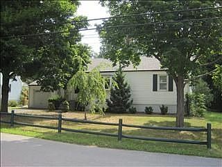 22 Kinry Rd, Poughkeepsie, NY 12603 | Zillow