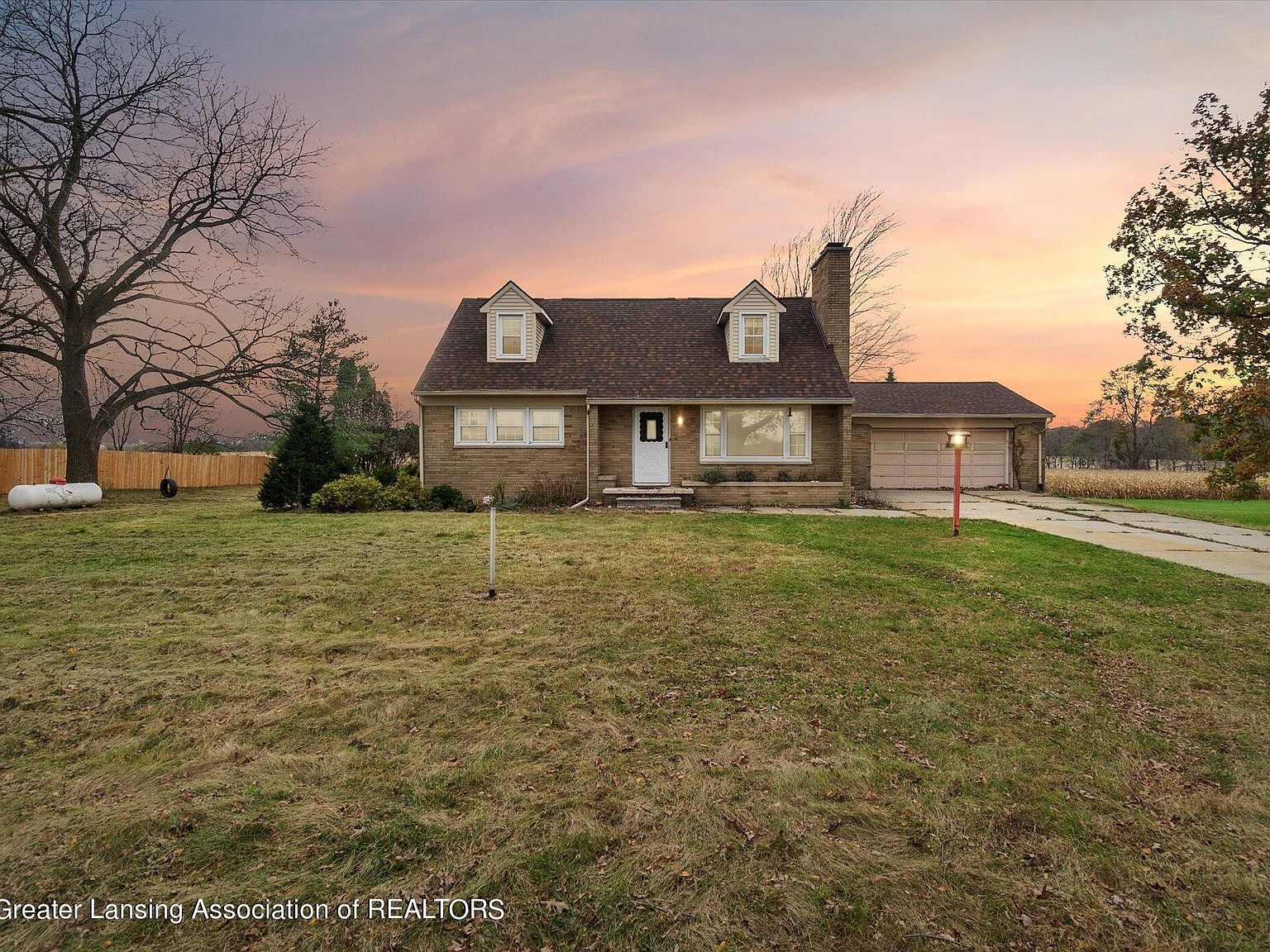 7650 S Dewitt Rd, Dewitt, MI 48820 | Zillow