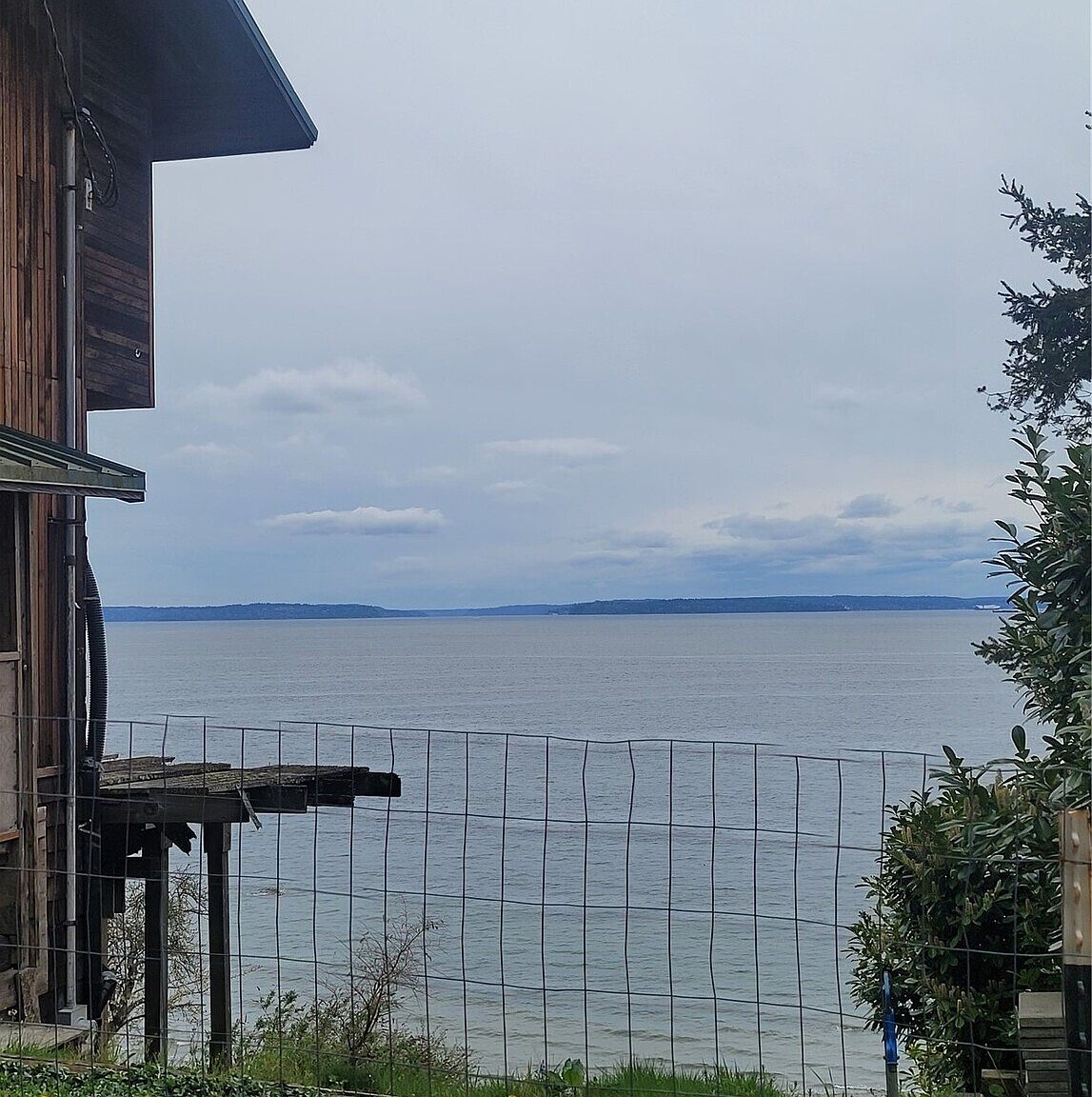 2318 Perkins Lane W, Seattle, WA 98199 | MLS #2394959 | Zillow