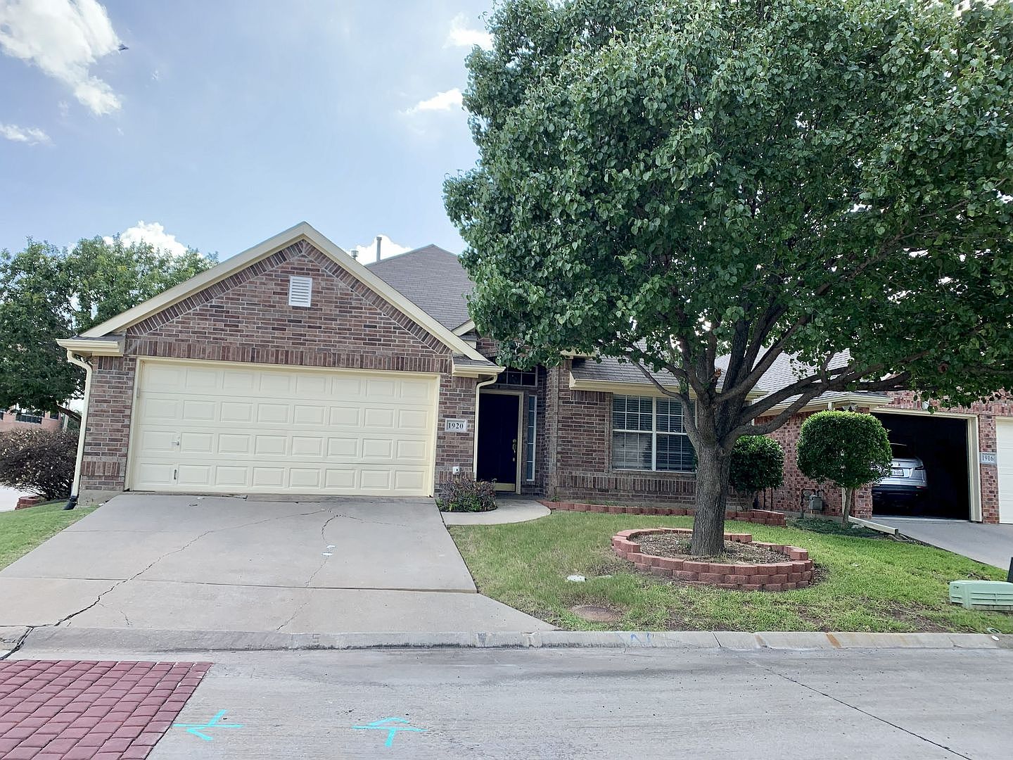 1920 Cavender Cir, Denton, TX 76205 | Zillow