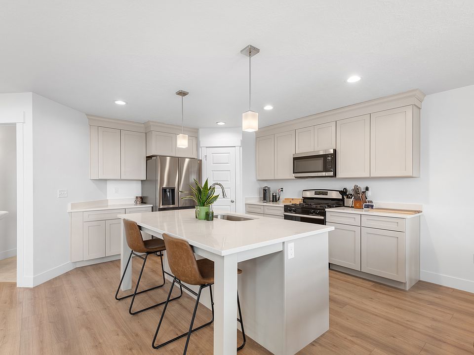 6542 W Ipswitch Way, Herriman, UT 84096 | MLS #2130055 | Zillow