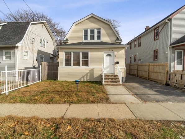Hempstead Real Estate - Hempstead NY Homes For Sale | Zillow