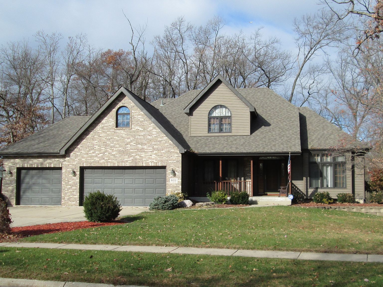 822 S Indiana St, Griffith, IN 46319 | Zillow