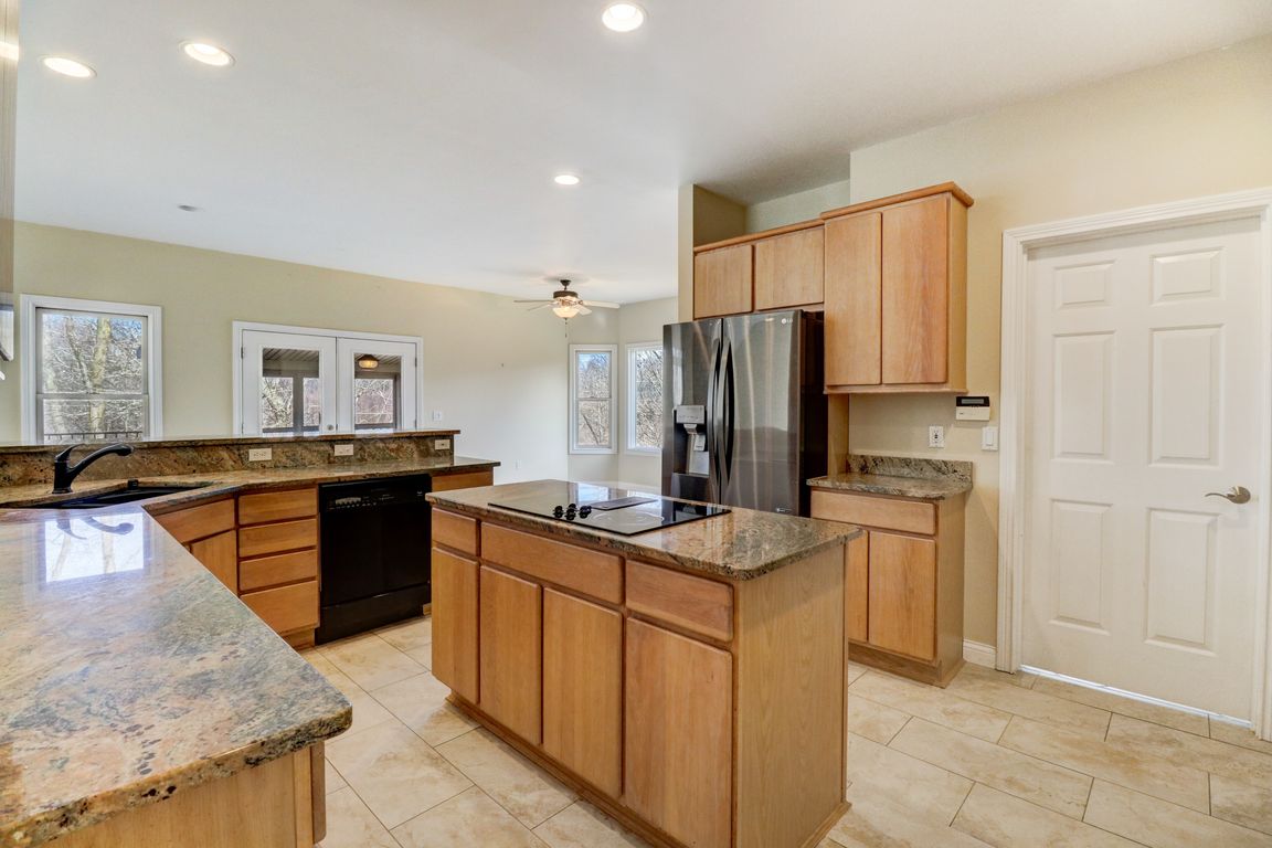 3125 Sussex Ct, Latonia, KY 41015 | MLS #623281 | Zillow