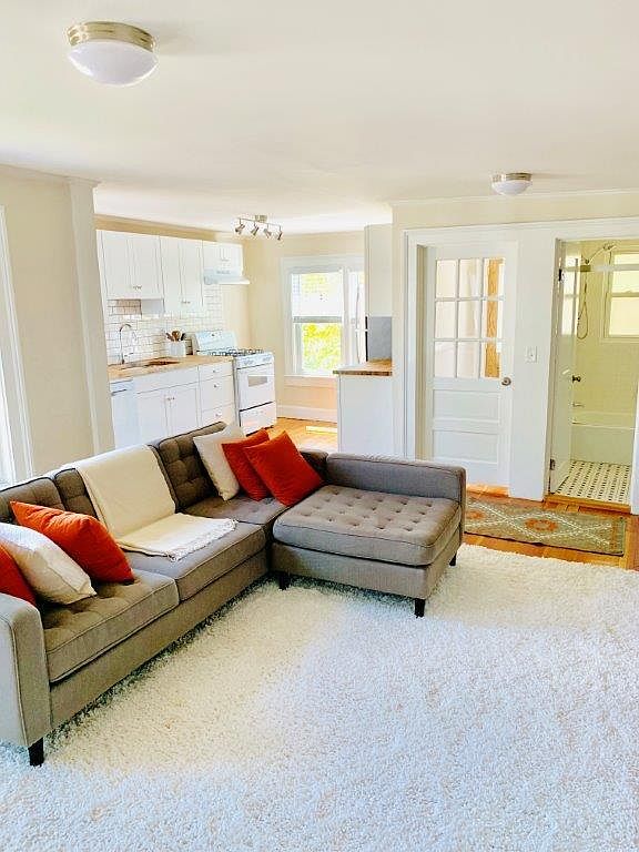 60 High St, Amesbury, MA 01913 | Zillow