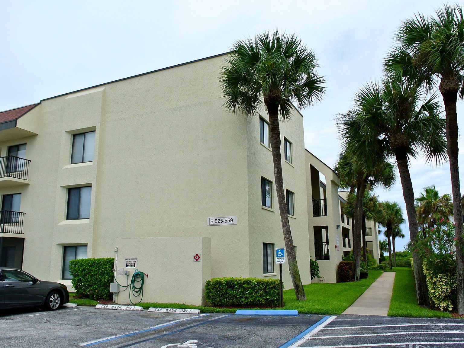 537 Taylor Ave #537, Cape Canaveral, FL 32920 | Zillow