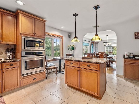 128 Boston St, Middleton, MA 01949 | MLS #73266045 | Zillow