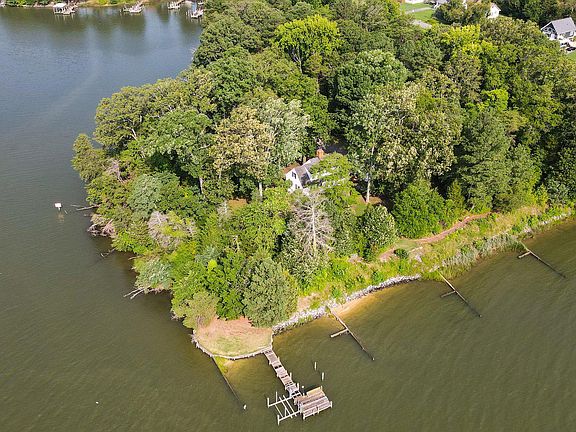 1343 Glebe Harbor Dr, Montross, VA 22520 | Zillow