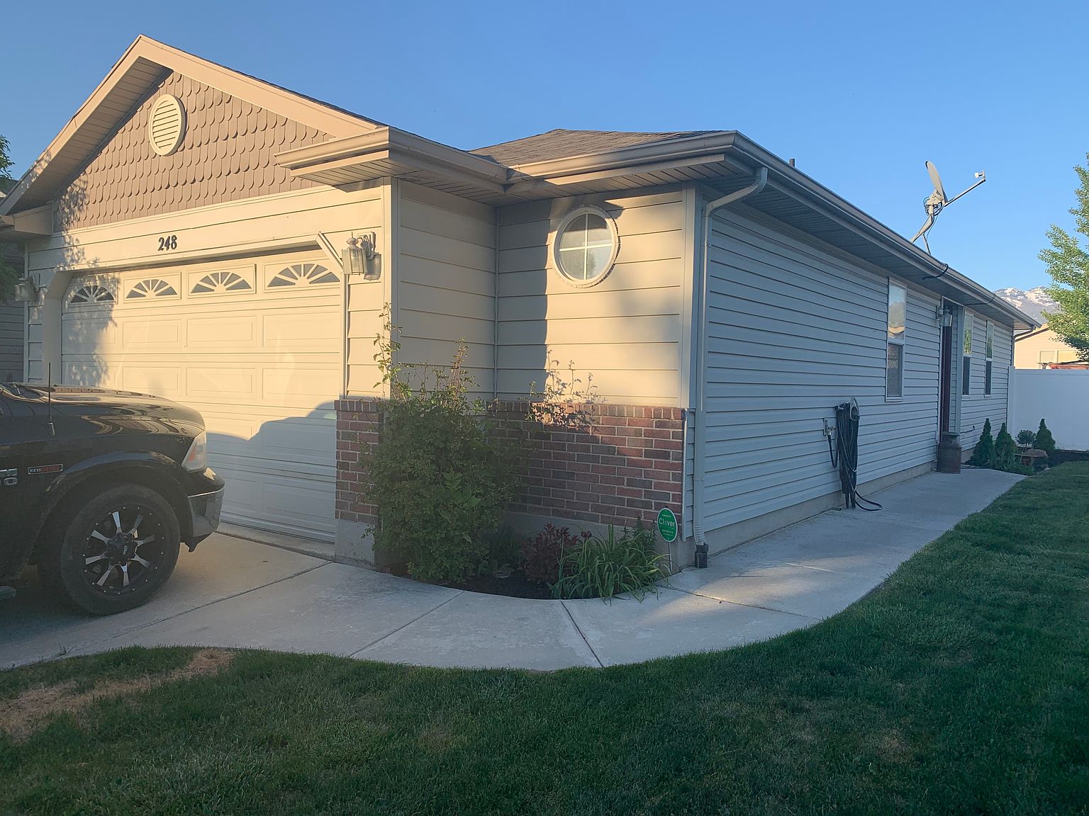 248 N Foxboro Dr, North Salt Lake, UT 84054 | Zillow