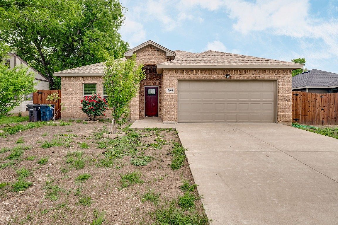 2808 Berryhill Dr, Fort Worth, TX 76105 | Zillow