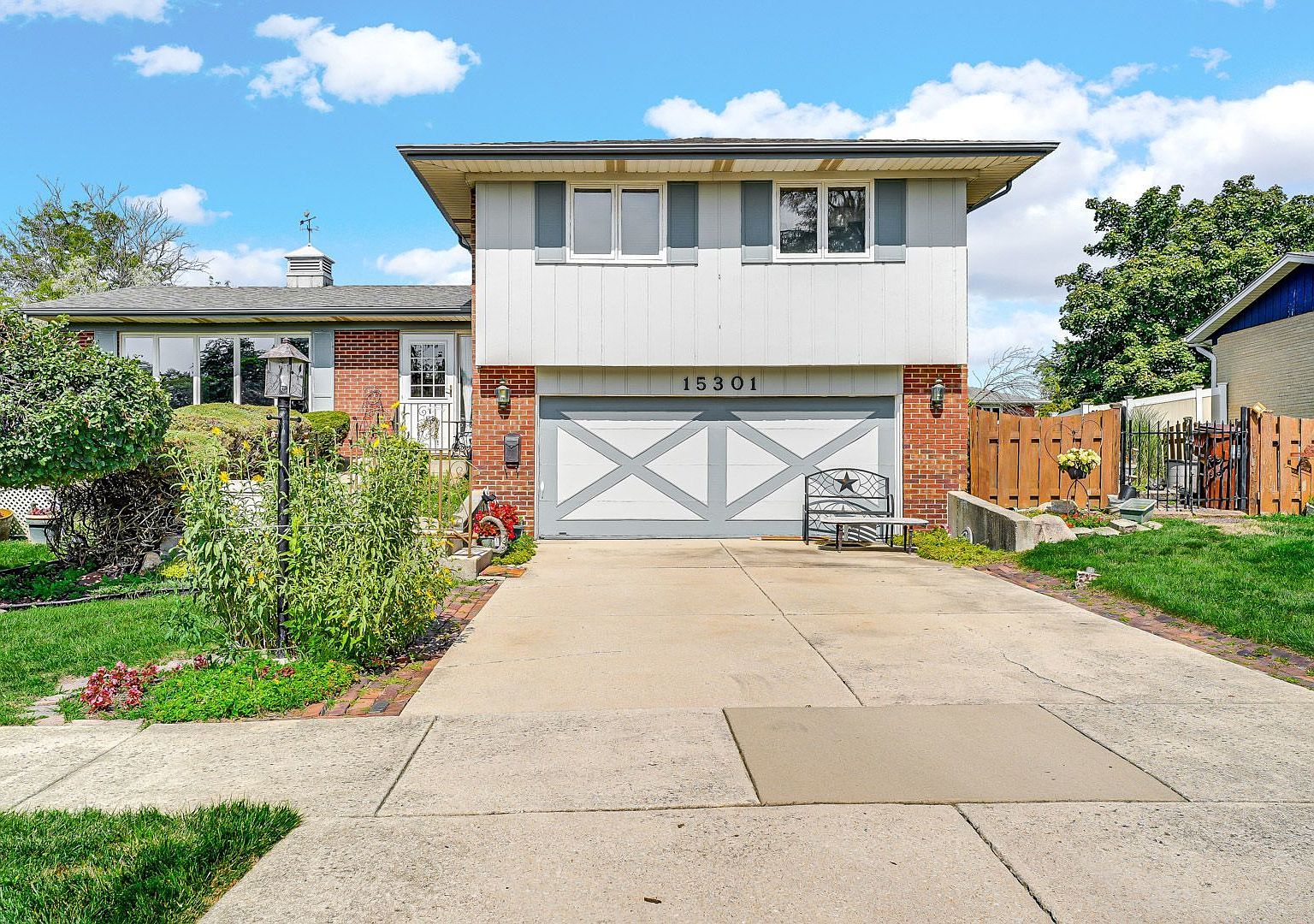 15301 Cherry Ln, Oak Forest, IL 60452 | MLS #12150628 | Zillow