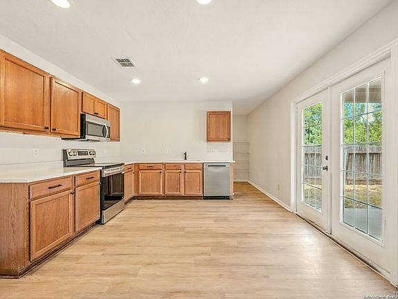 4802 Heather, San Antonio, TX 78218 | Zillow