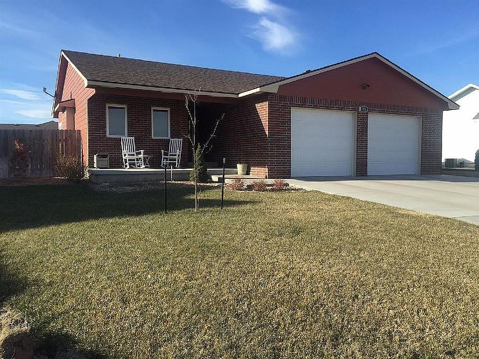 105 Shalyn Pl, Holcomb, KS 67851 | Zillow