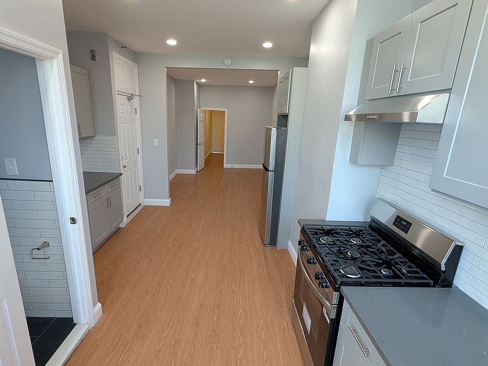 513 Grandview Ave #2L, Ridgewood, NY 11385 | Zillow