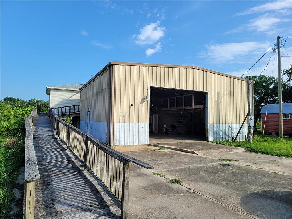 130 Gartoucies Ln, Buras, LA 70041 | MLS #2351776 | Zillow 130 Gartoucies Ln, Buras, LA 70041 | MLS #2351776 | Zillow