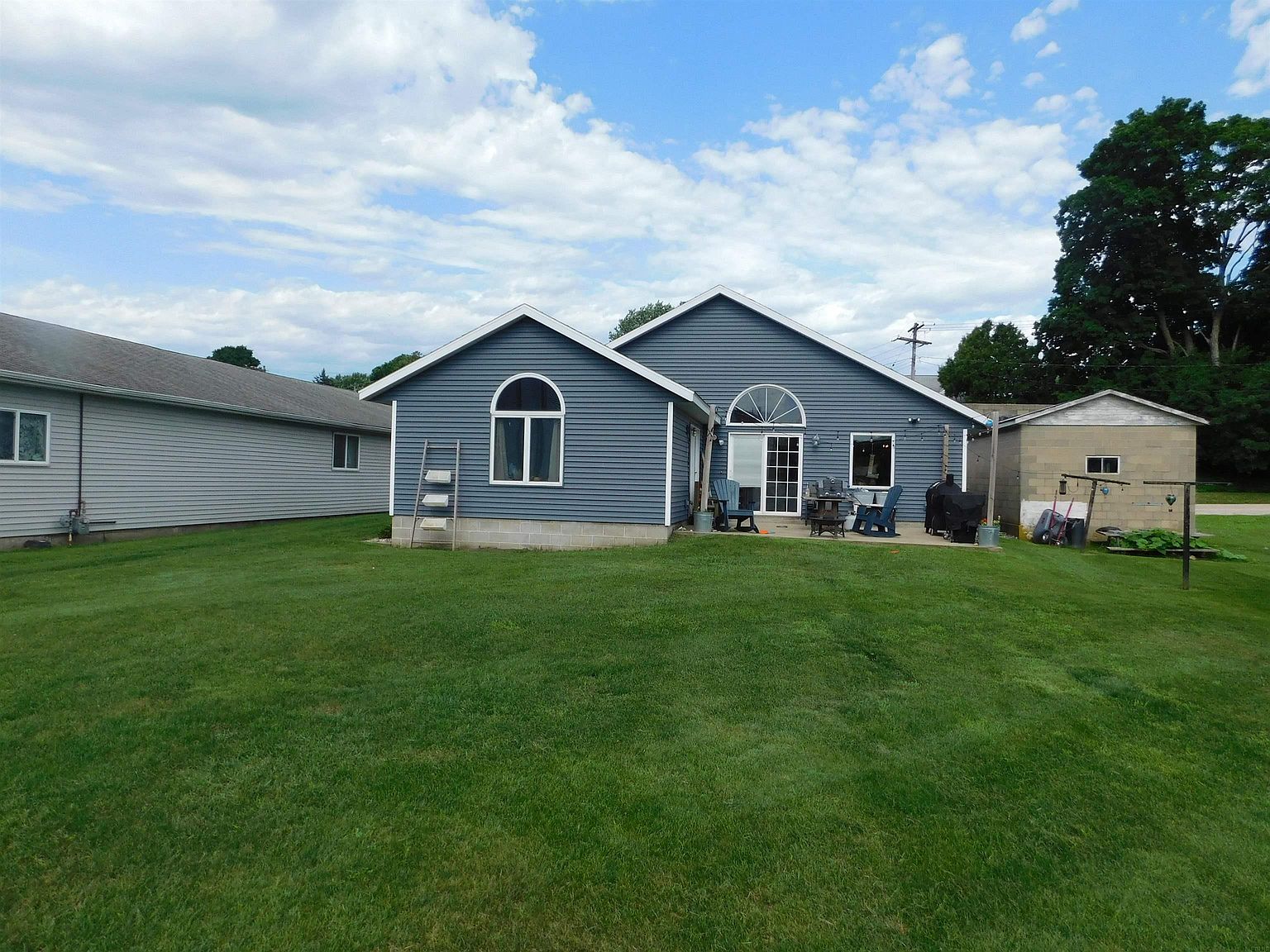 101 N Main St, Saint Olaf, IA 52072 | Zillow