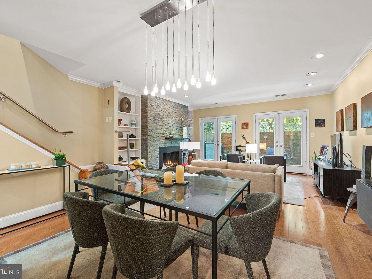 3213 Sutton Pl NW APT D, Washington, DC 20016 | MLS #DCDC2114624 | Zillow