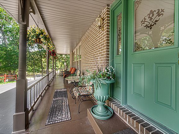 98 Hackney Ln, Valparaiso, IN 46385 | MLS #809141 | Zillow