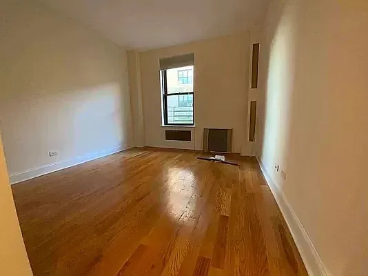202 Riverside Drive #8C in Upper West Side, Manhattan | StreetEasy