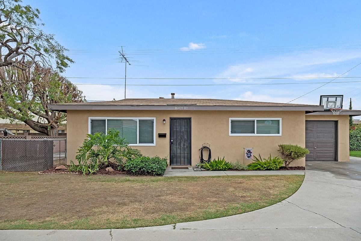 16421 1/2 Woodruff Ave, Bellflower, CA 90706 | Zillow