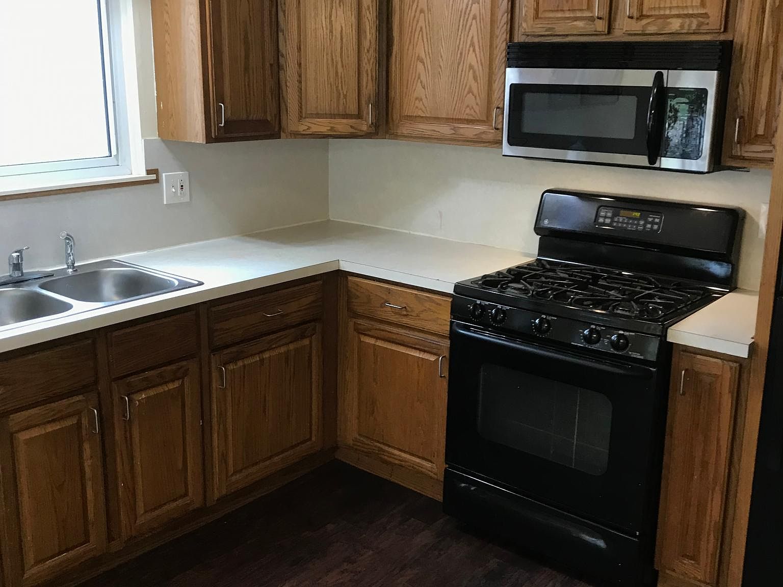 21164 Sharkey St, Clinton Township, MI 48035 | Zillow