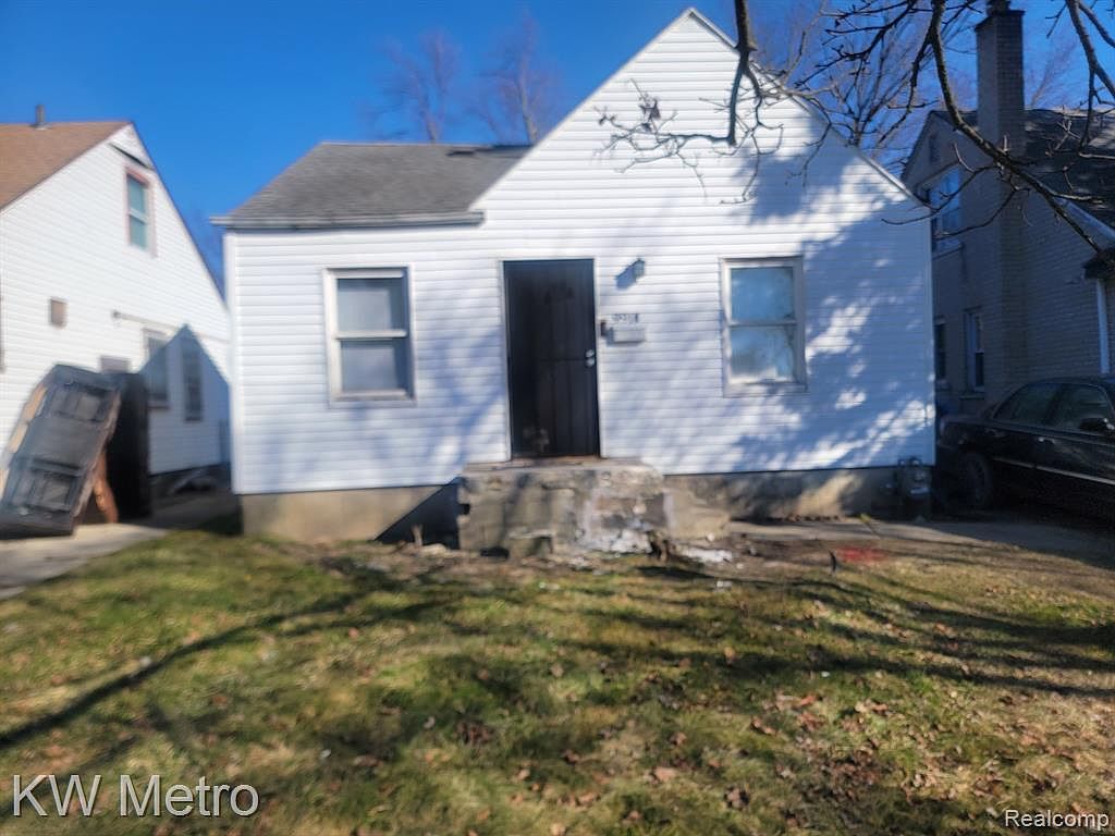9910 Carlin St, Detroit, MI 48227 | MLS #20240010400 | Zillow
