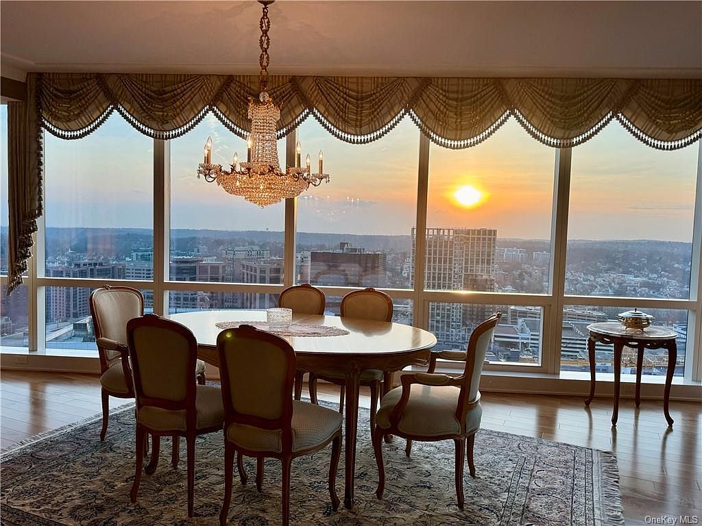 5 Renaissance Square UNIT 29C, White Plains, NY 10601 | MLS #H6234326 ...