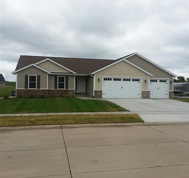 630 N 6th St, Circle Princeton, IA 52768 | Zillow
