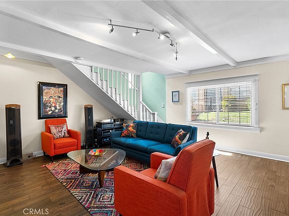 9516 Dennis Way, Chatsworth, CA 91311 | MLS #SR23197513 | Zillow