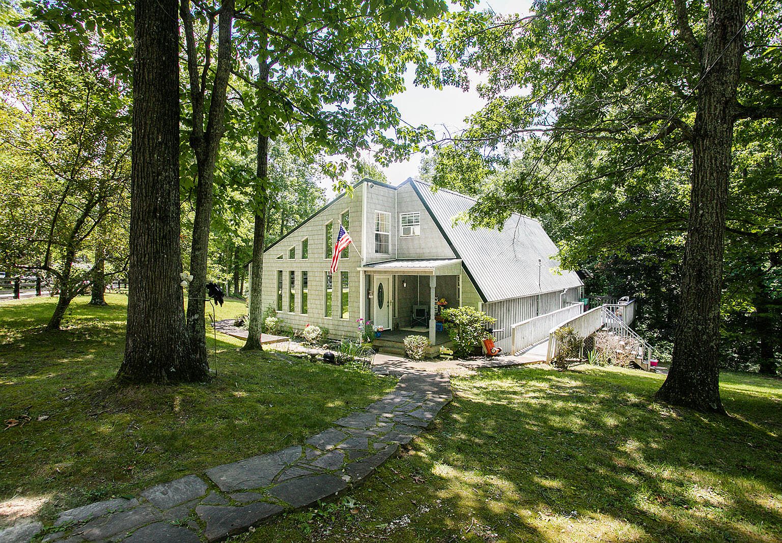 176 Pond Cir, Wellington, KY 40387 | Zillow