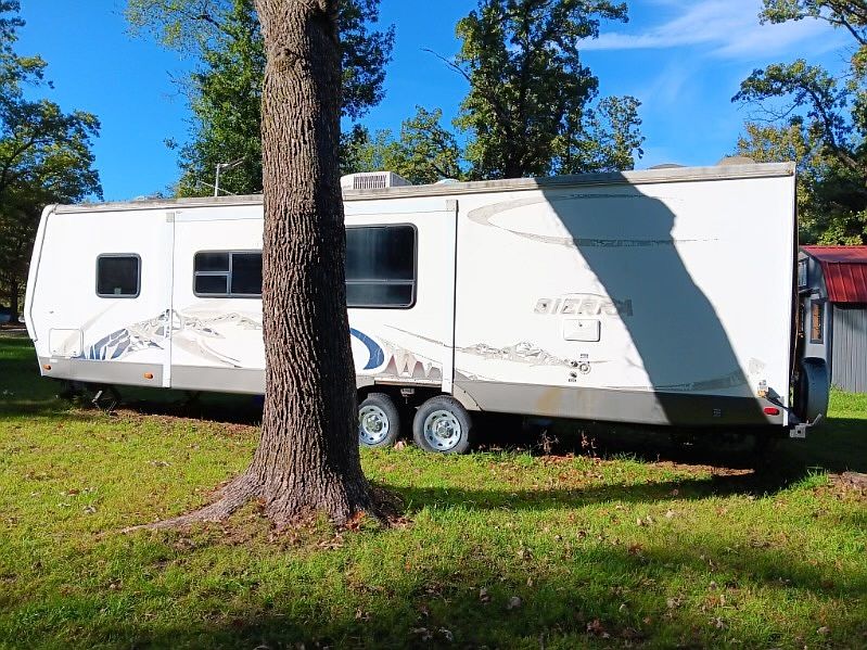 5/80 Woodhaven Lakes, Sublette, IL 61367 | Zillow